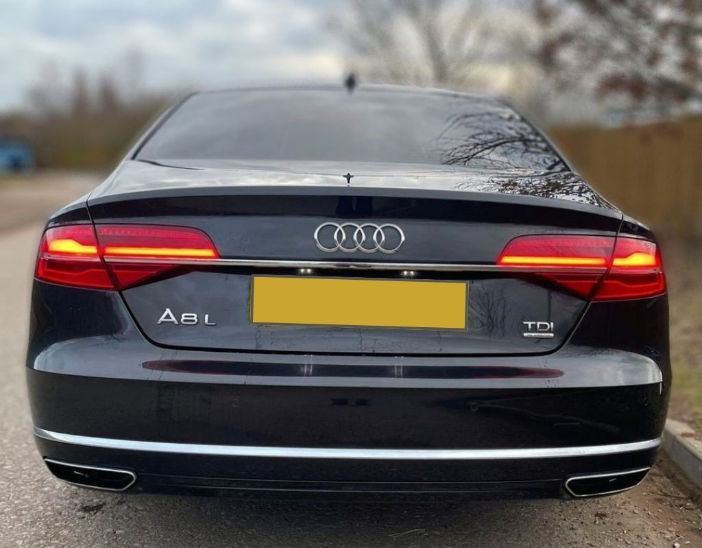 Audi A8 TDi V8: The Ultimate Luxury Sedan Experience